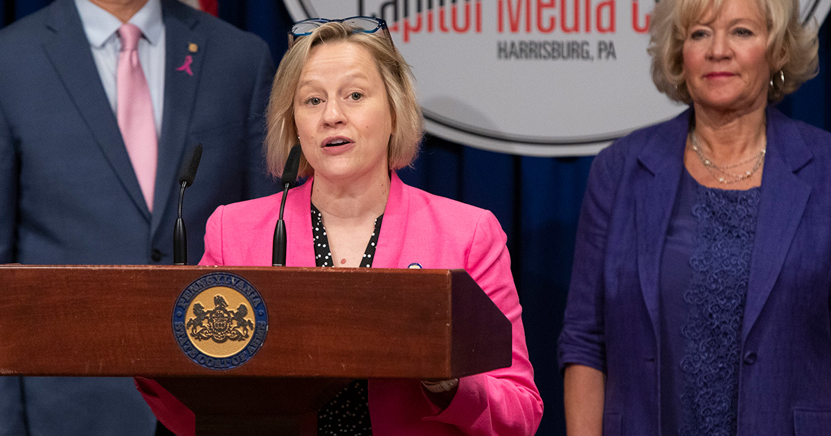 Senator Maria Collett - Serving the 12th Senatorial District